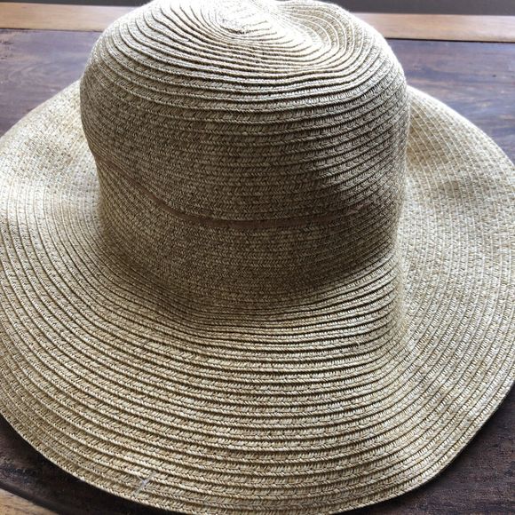 Boardwalk Style | Accessories | Nwt Boardwalk Style Paper Sun Hat Wide ...